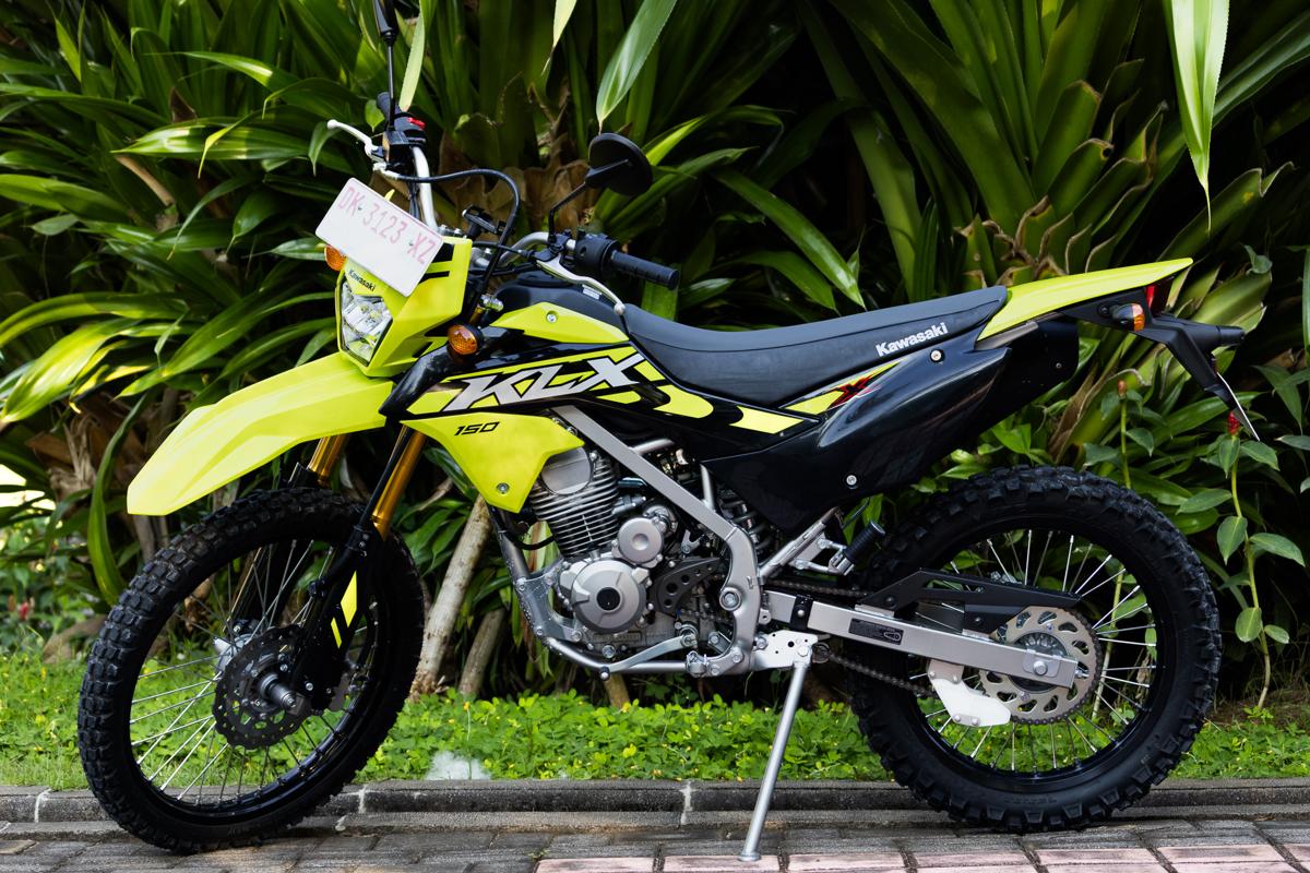 Rent a Bike Kawasaki KLX 150 SE Enduro Green 2025 in Bali | BikeHouse