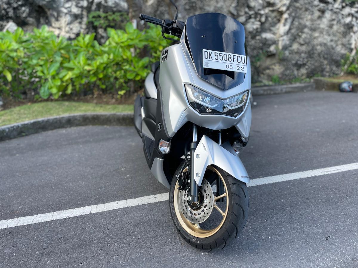 Rent a Bike Yamaha NMAX 2023 ABS Silver in Bali | BikeHouse