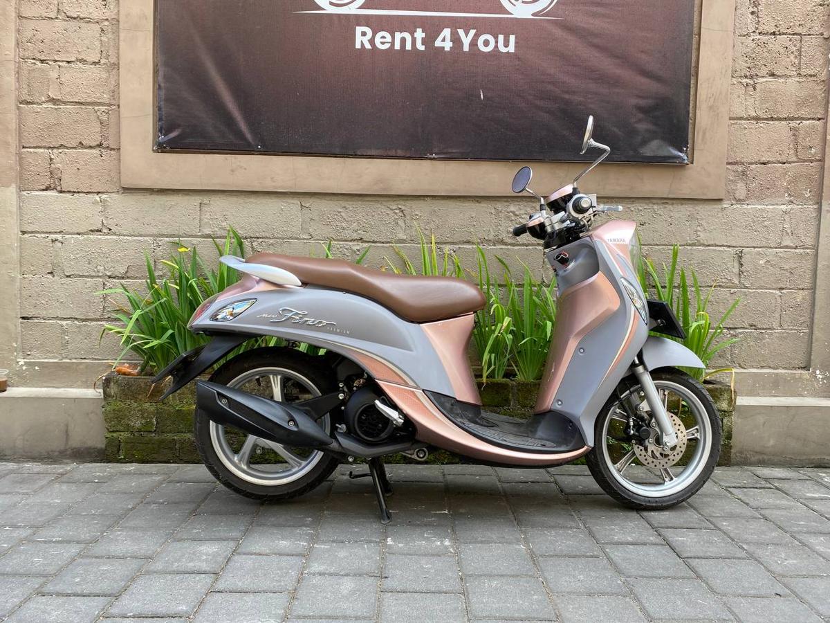 Rent a Bike Yamaha Fino 2023 in Bali | BikeHouse