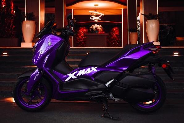 Rent a Bike Yamaha Xmax 2023 ABS in Bali | BikeHouse