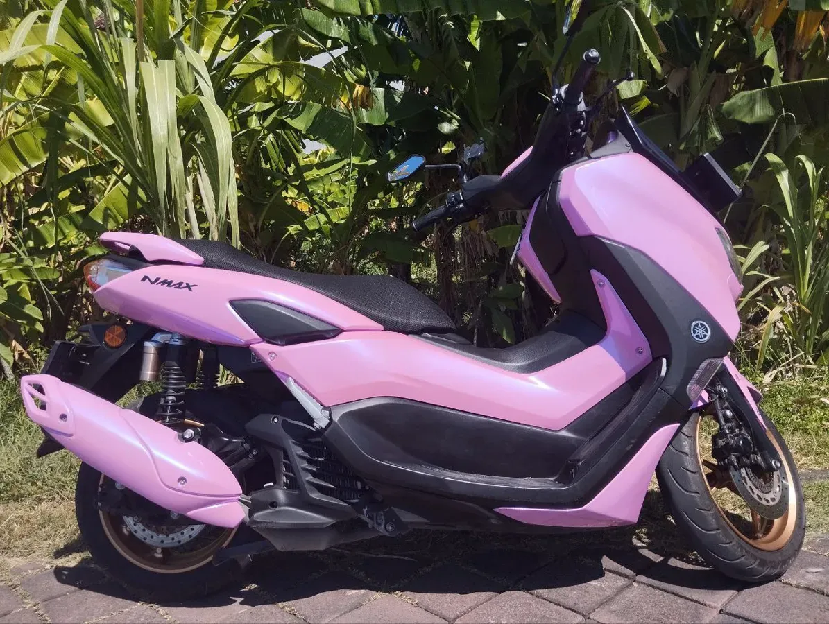 Rent a Bike Yamaha NMAX 2024 Pink in Bali | BikeHouse