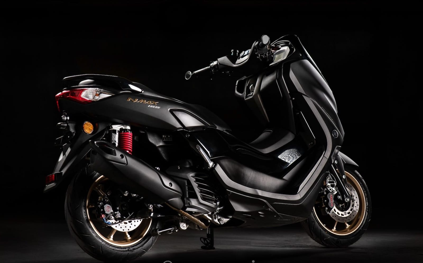 Rent a Bike Yamaha Nmax Black ABS in Bali | BikeHouse